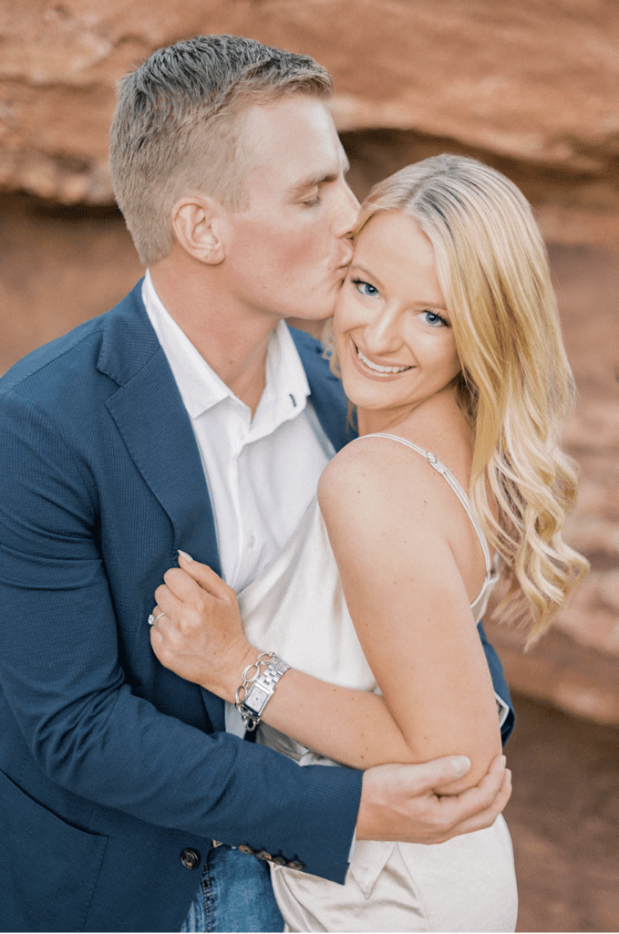 Garden of the Gods Engagement Session | Caroline & Hayden - karijoyphotography.com